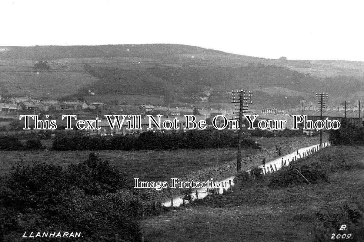 WL 748 - Llanharan, Pontyclun, Wales – JB Archive