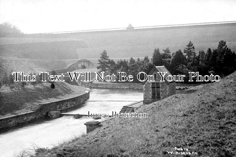 YO 11792 - Bradfield Dam, Sheffield, Yorkshire c1927 – JB Archive