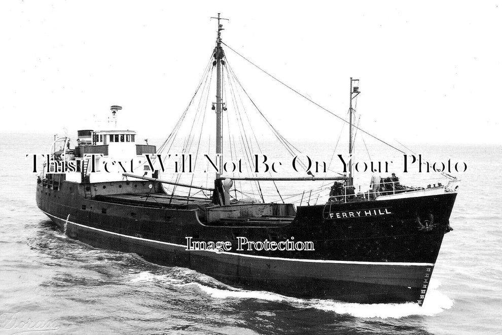 YO 12101 - MV Ferryhill Entering Whitby Harbour, Yorkshire – JB Archive