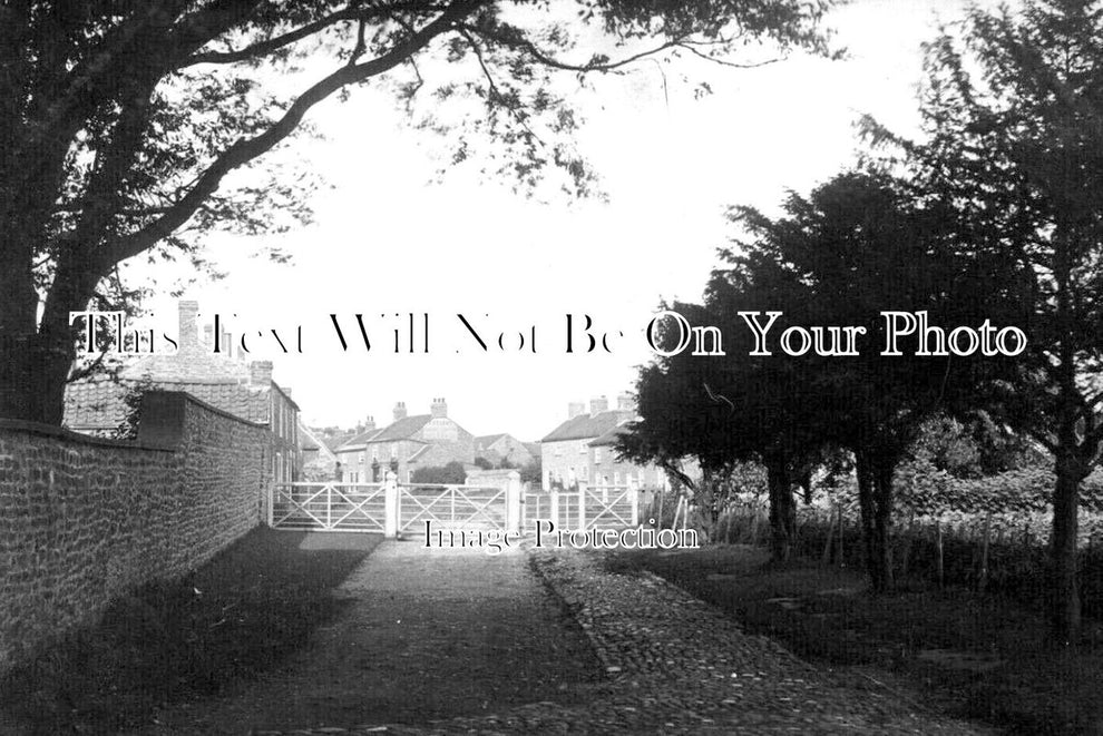 YO 13372 - Sheriff Hutton, York, Yorkshire – JB Archive