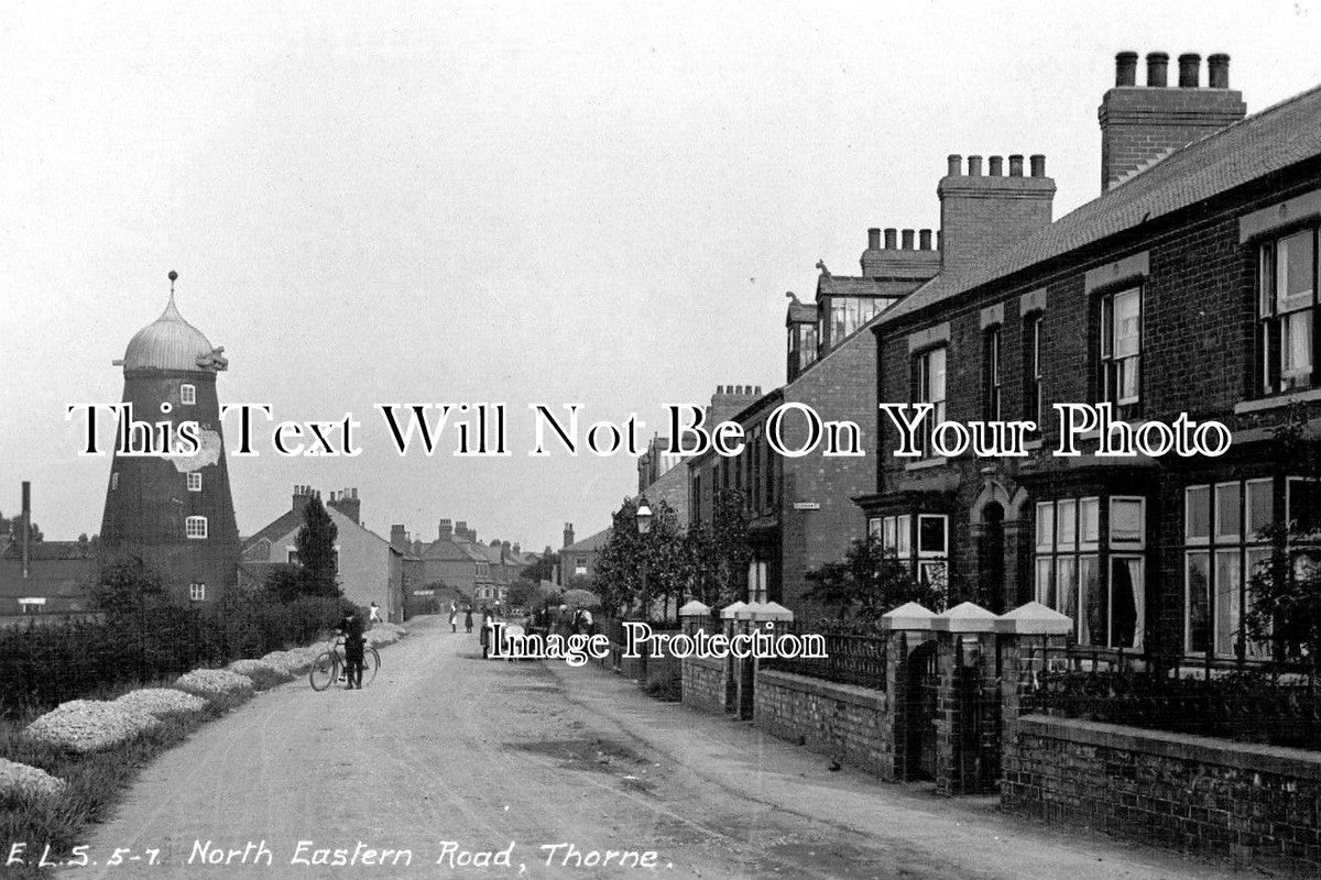 YO 1518 - North Eastern Road, Thorne, Yorkshire – JB Archive