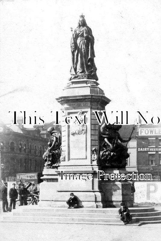 YO 1623 - Queen Victoria Station, Hull, Yorkshire – JB Archive