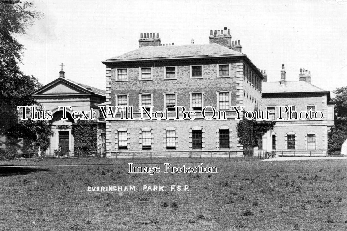 YO 1977 - Everingham Park, Everingham, Yorkshire – JB Archive