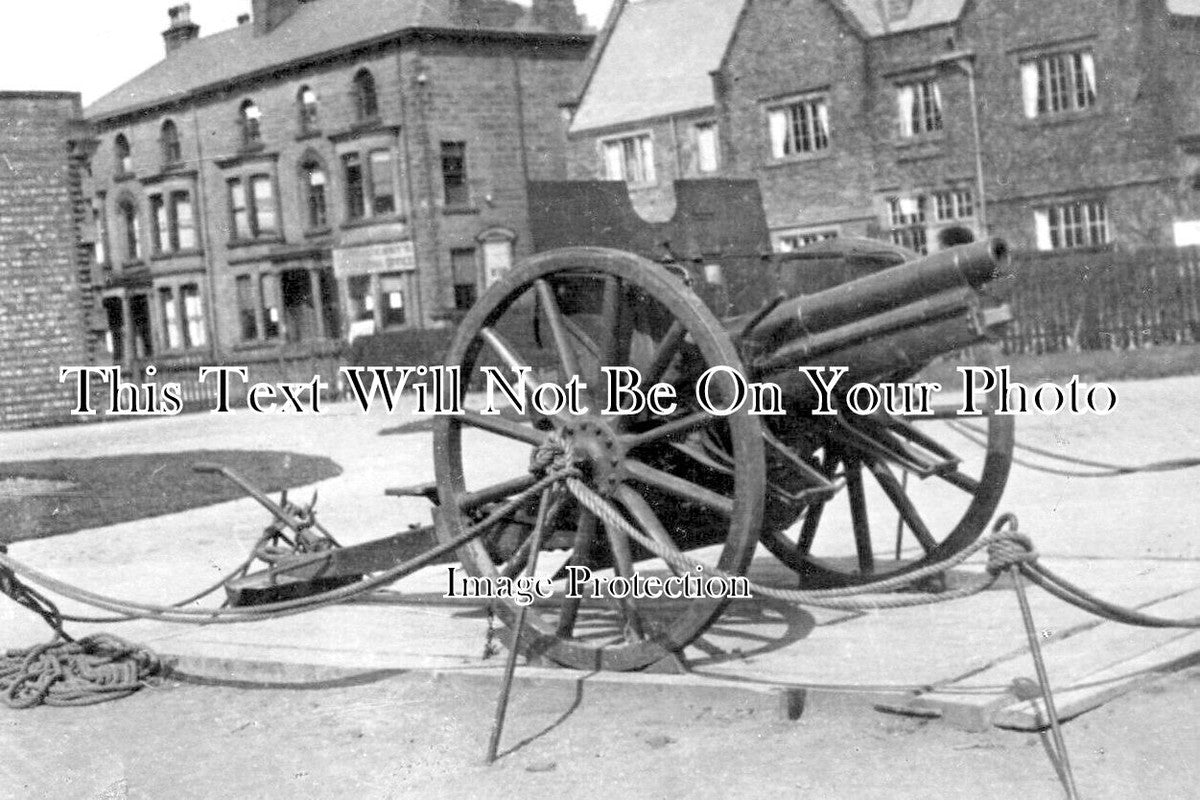 YO 5238 - War Trophy Field Gun, Harrogate, Yorkshire WW1 – JB Archive