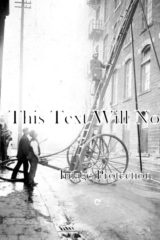 YO 5888 - Elland Wellington Mill Fire, Yorkshire 1912 – JB Archive