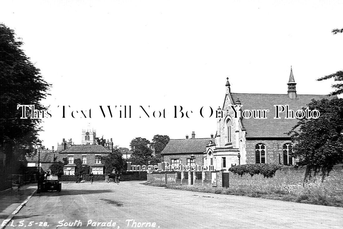 YO 7597 - South Parade, Thorne, Yorkshire – JB Archive