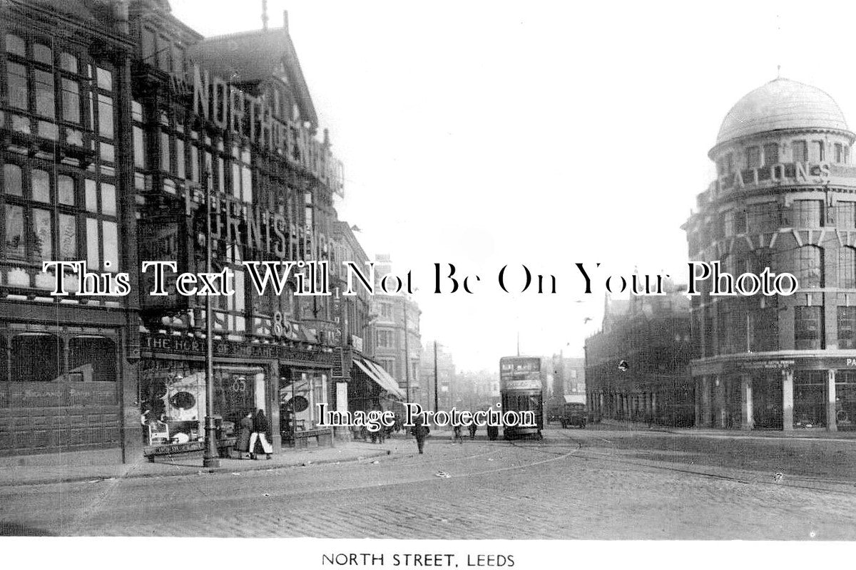 YO 7797 - North Street, Leeds, Yorkshire – JB Archive
