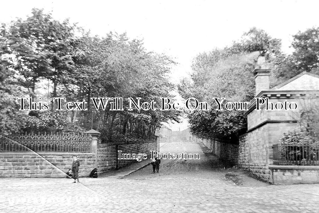 YO 9817 - Upper Batley Park, Yorkshire – JB Archive